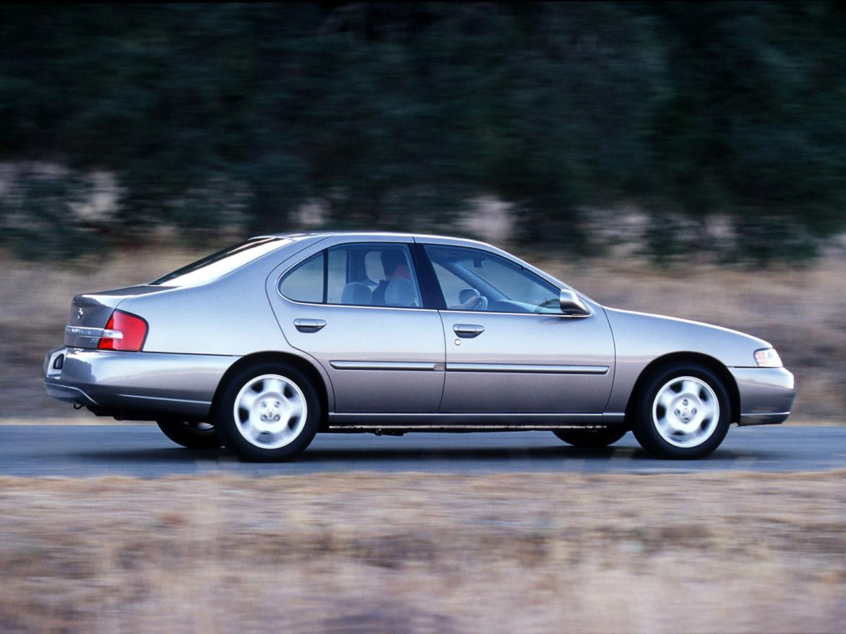 Nissan Altima technical specifications and fuel economy